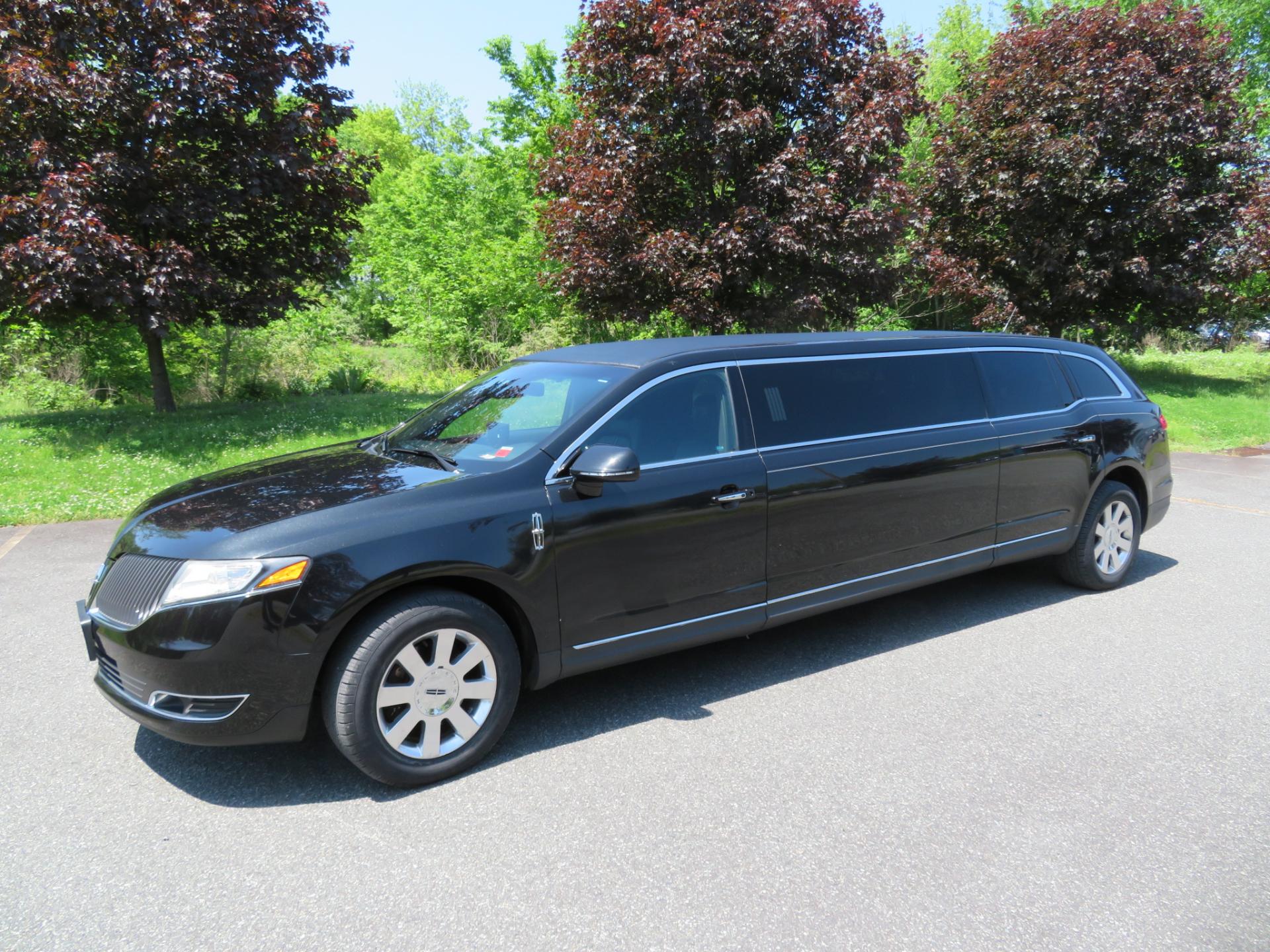 Used 2013 Lincoln Superior 70 inch 24 Hour Limousine For Sale (Sold ...